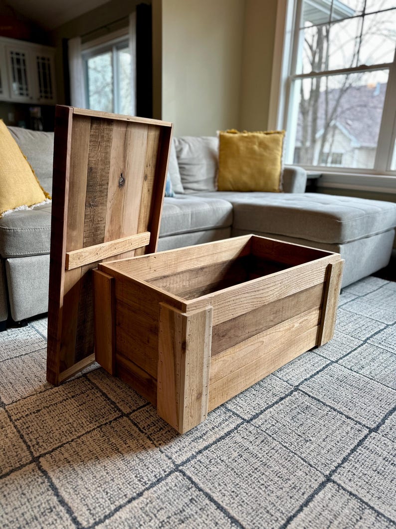 Farmhouse Cedar Trunk: Rustic Wooden Toybox, Porch Delivery Box - Etsy