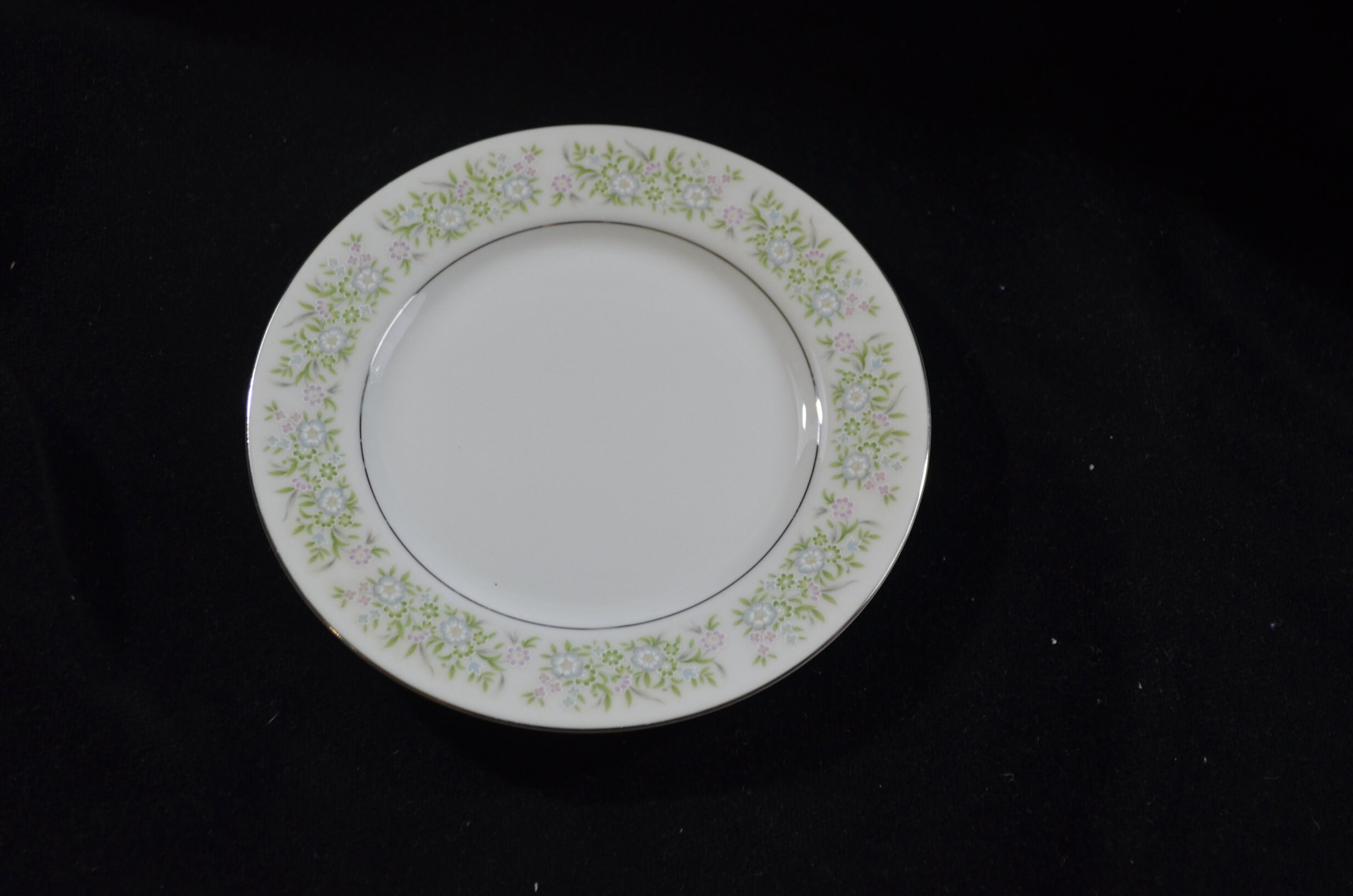 Taihei China Springtime Pattern Dessert Plate, Vintage Floral Dessert ...