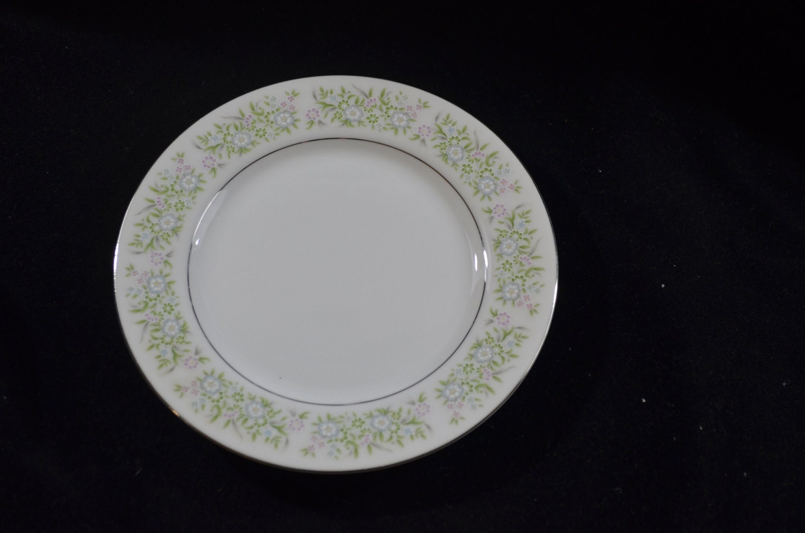 Taihei China Springtime Pattern Dessert Plate, Vintage Floral Dessert ...
