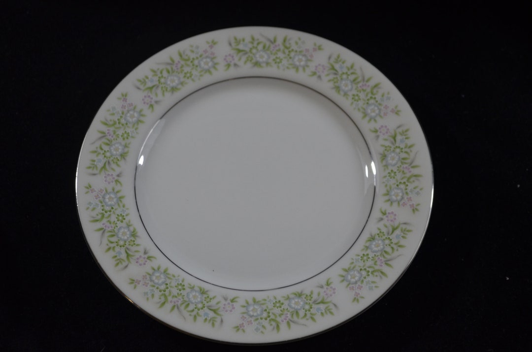 Taihei China Springtime Pattern Dessert Plate, Vintage Floral Dessert ...