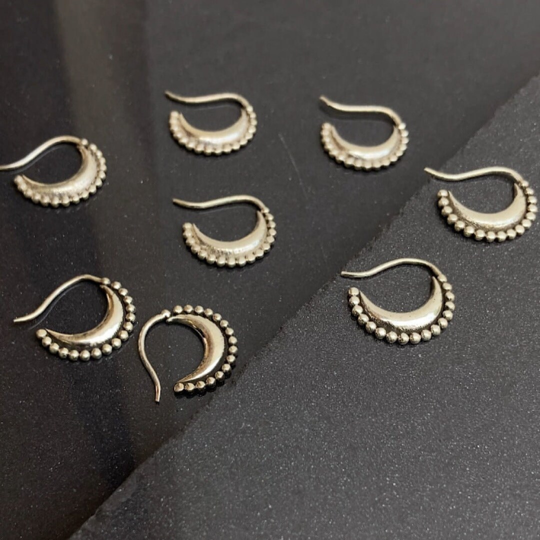 Crescent Moon Silver Nath Left Nose Piercing, Unique Oxidized Nose Ring ...