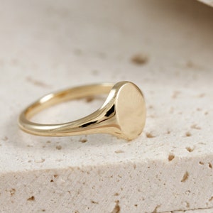 Solid Recycled Gold Small Oval Signet Ring - 9 Carat Gold Signet Ring - Custom Gold Mens Ring - Etsy