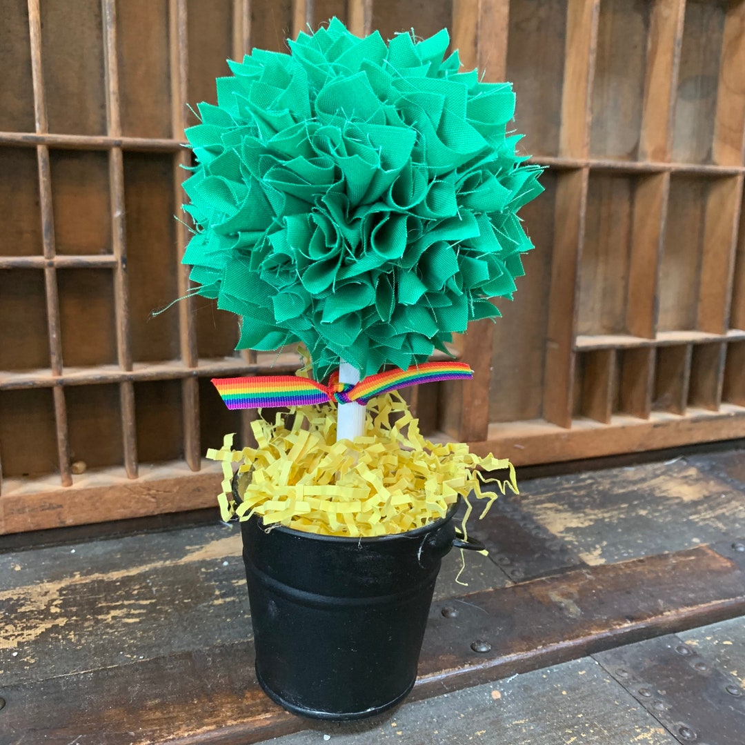 Pot of Gold Topiary - Etsy