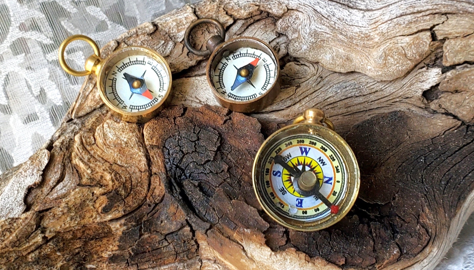 Tiniest Brass Compass READ DESCRIPTION Rustic 15mm & 20mm - Etsy