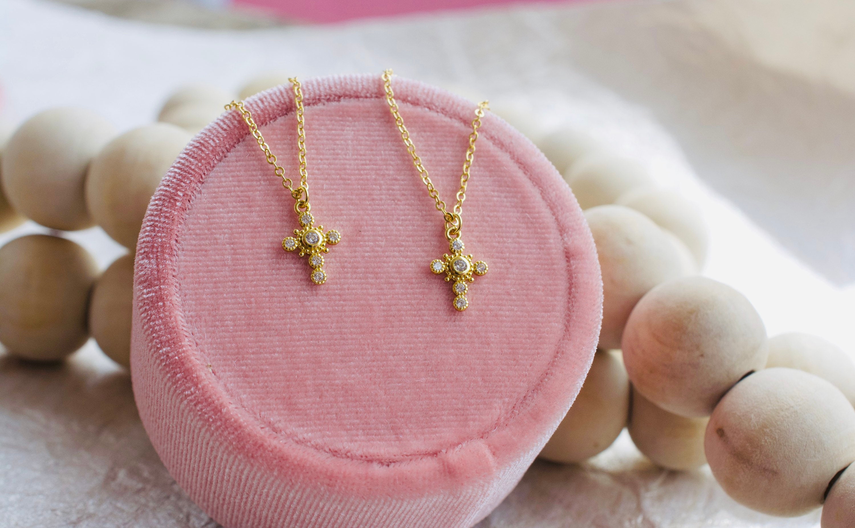 Small Gold Cross Minimalist Cross Pendant Dainty Cross - Etsy