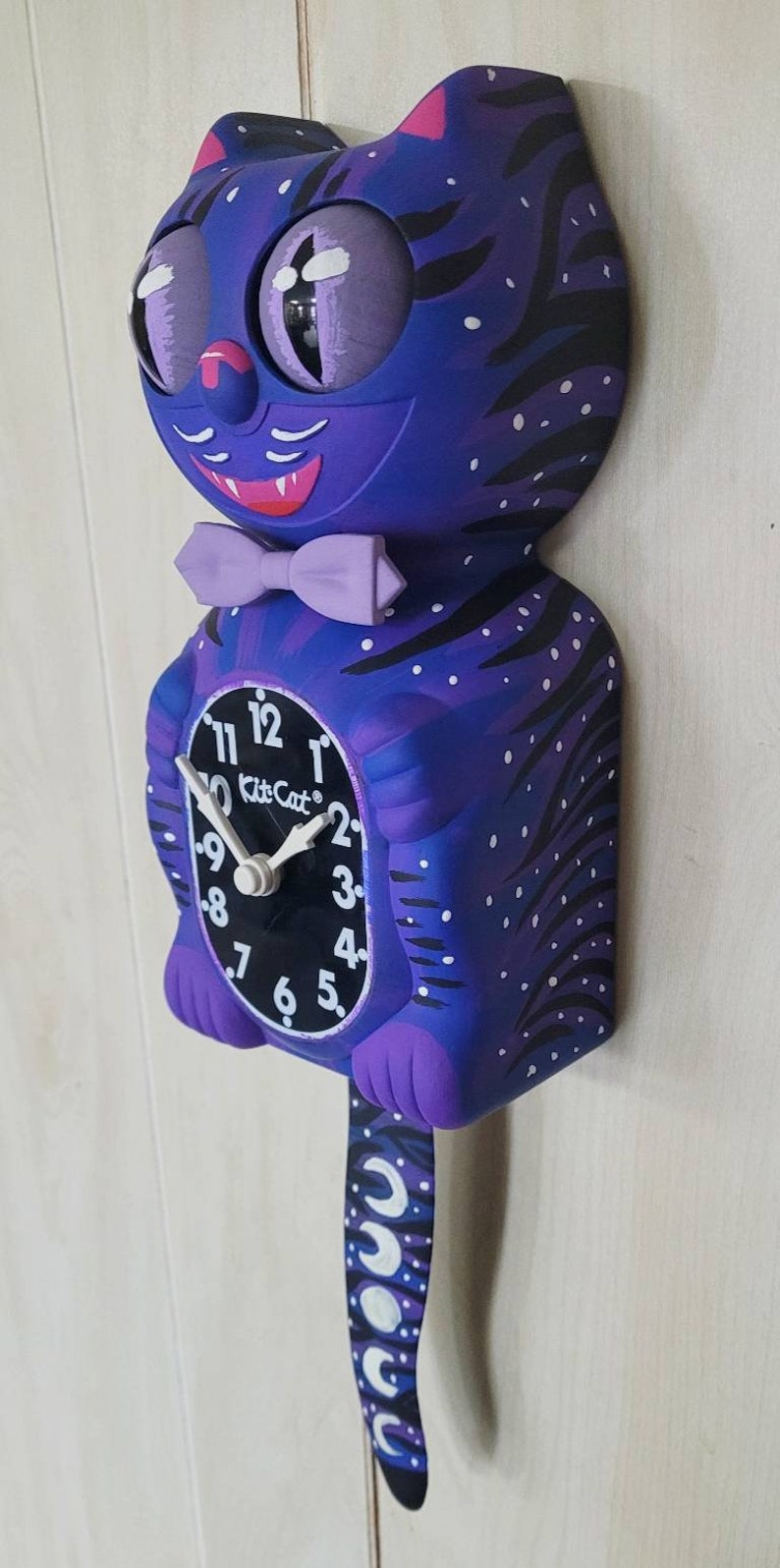 Purple Eyed Moon Phase Kit Cat Clock - Etsy