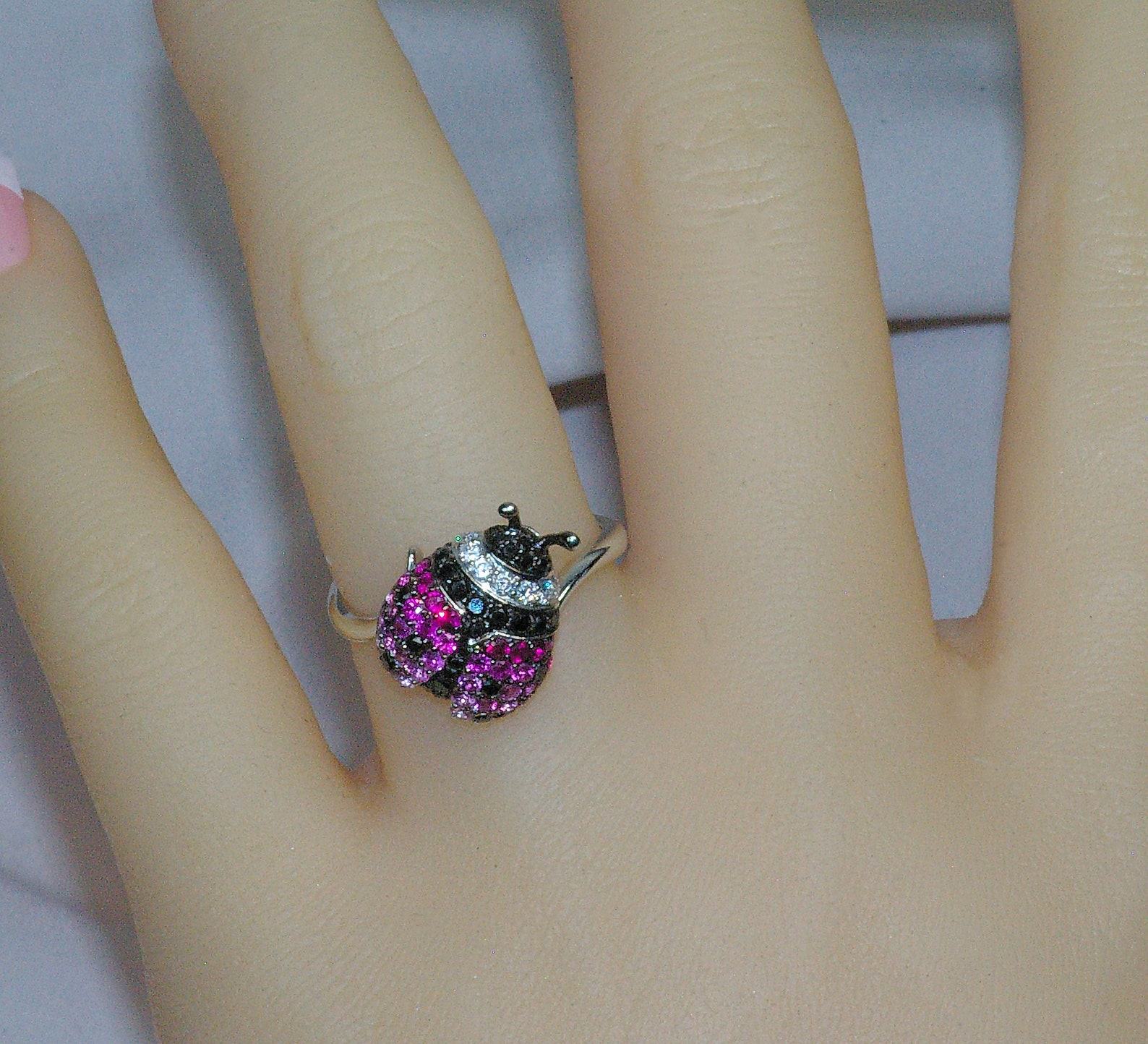 18K Lucky Charm Ladybug Ring Ruby Black & White Diamond Pink - Etsy