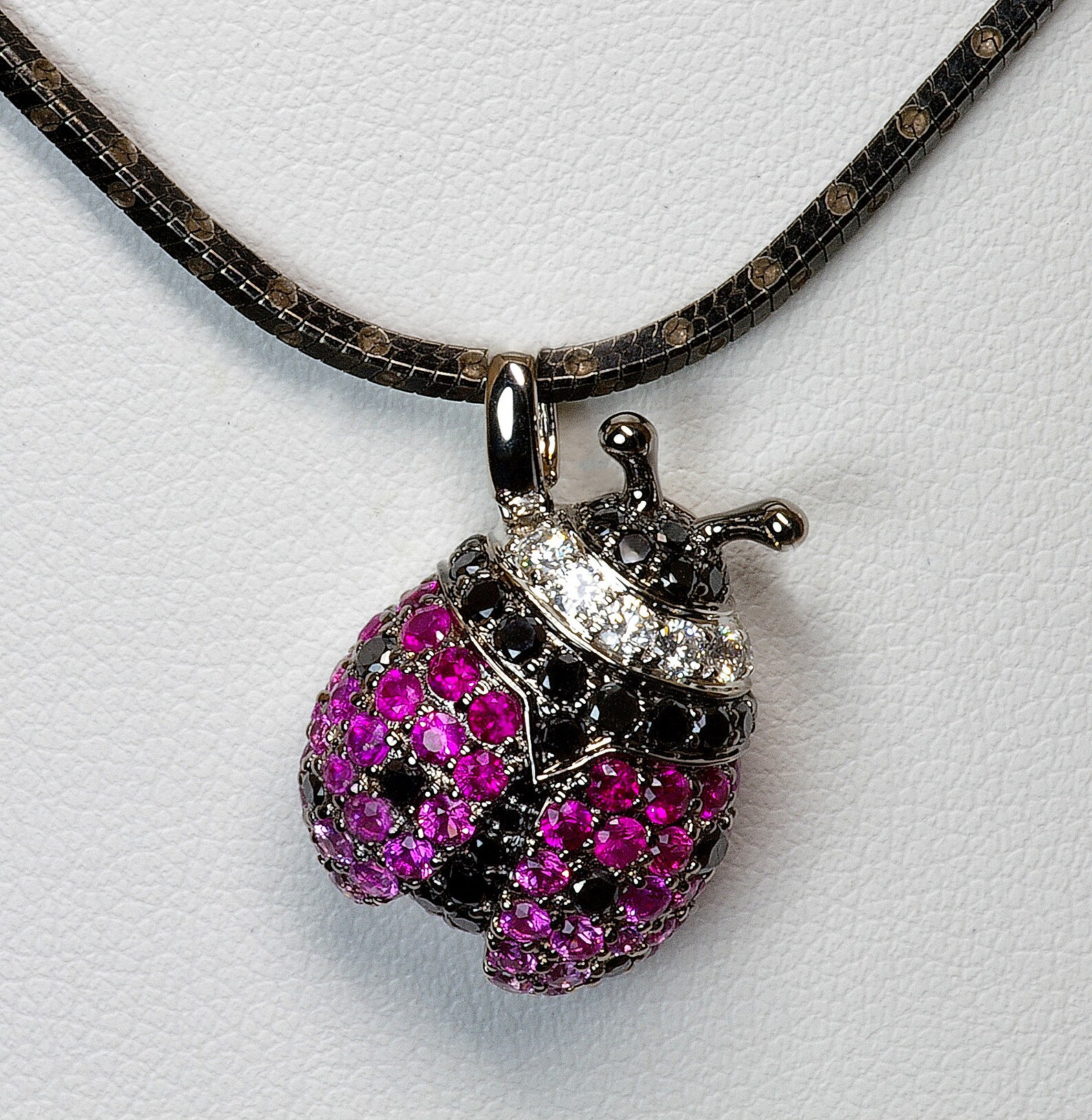 18K Lucky Charm Ladybug Ring Ruby Black & White Diamond Pink - Etsy