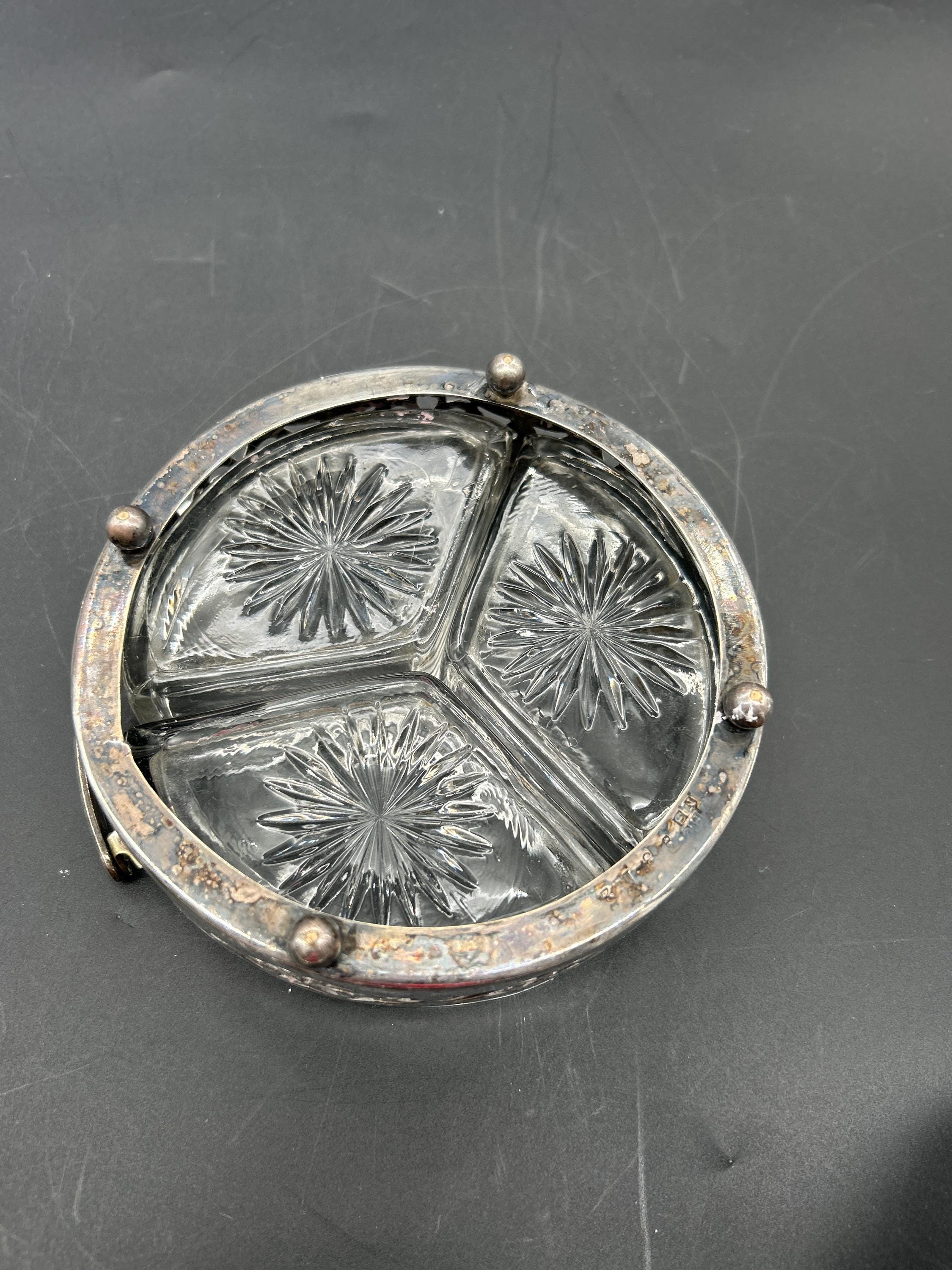 VTG Depression Glass Relish Candy Nut Dish Metal Carrier Etched Handled ...