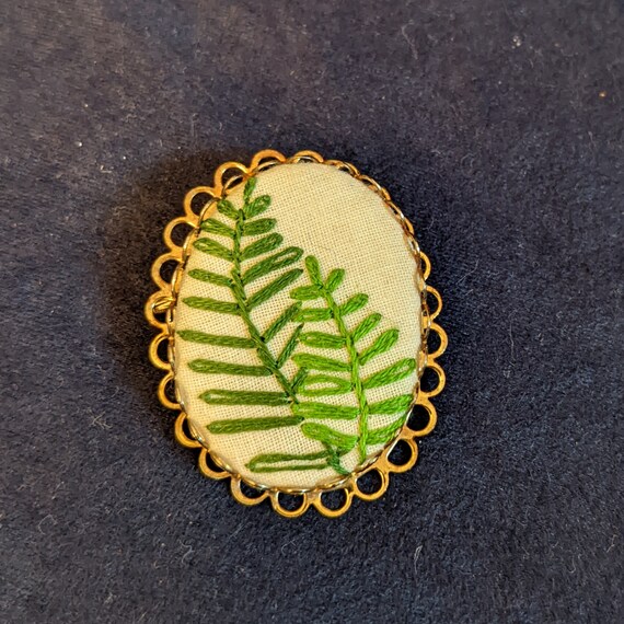 Fern Embroidery Pin - Gem