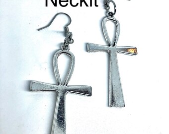 Beautiful Gold Ankh Symbol Earrings. - Etsy