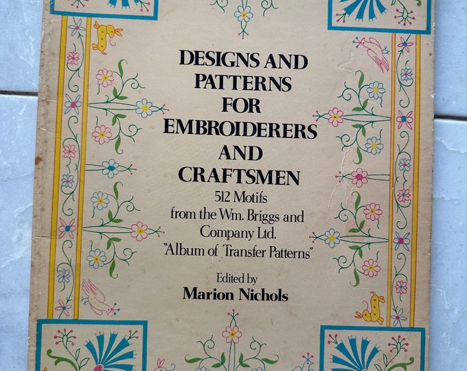 Vintage Embroidery Book From 1974, Containing 512 Floral Motifs, Flower ...