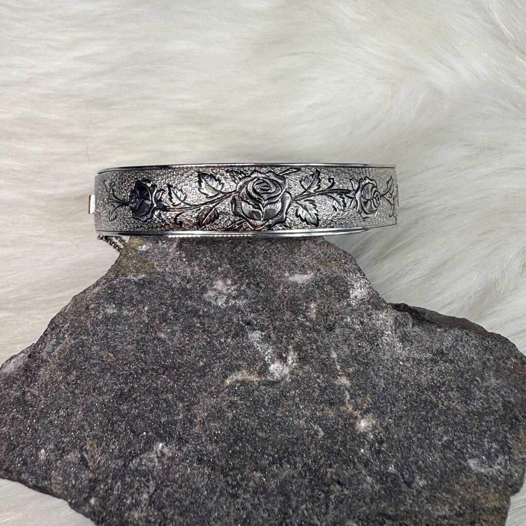 Vintage Hayward Sterling Silver Rose Floral Etched Hinged Bangle Safety ...