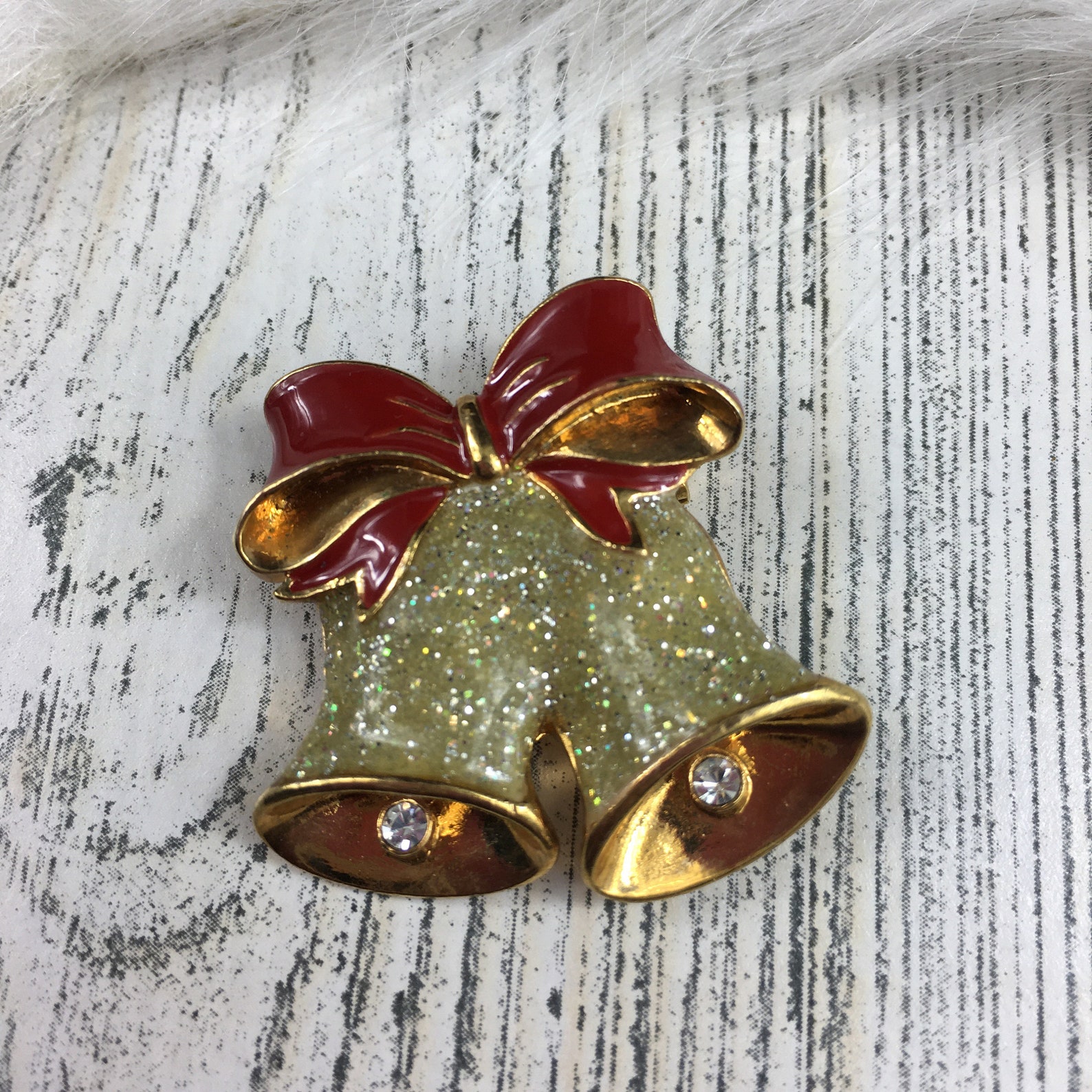 Avon Glitter Bells & Bows Rhinestone Brooch Free Shipping - Etsy