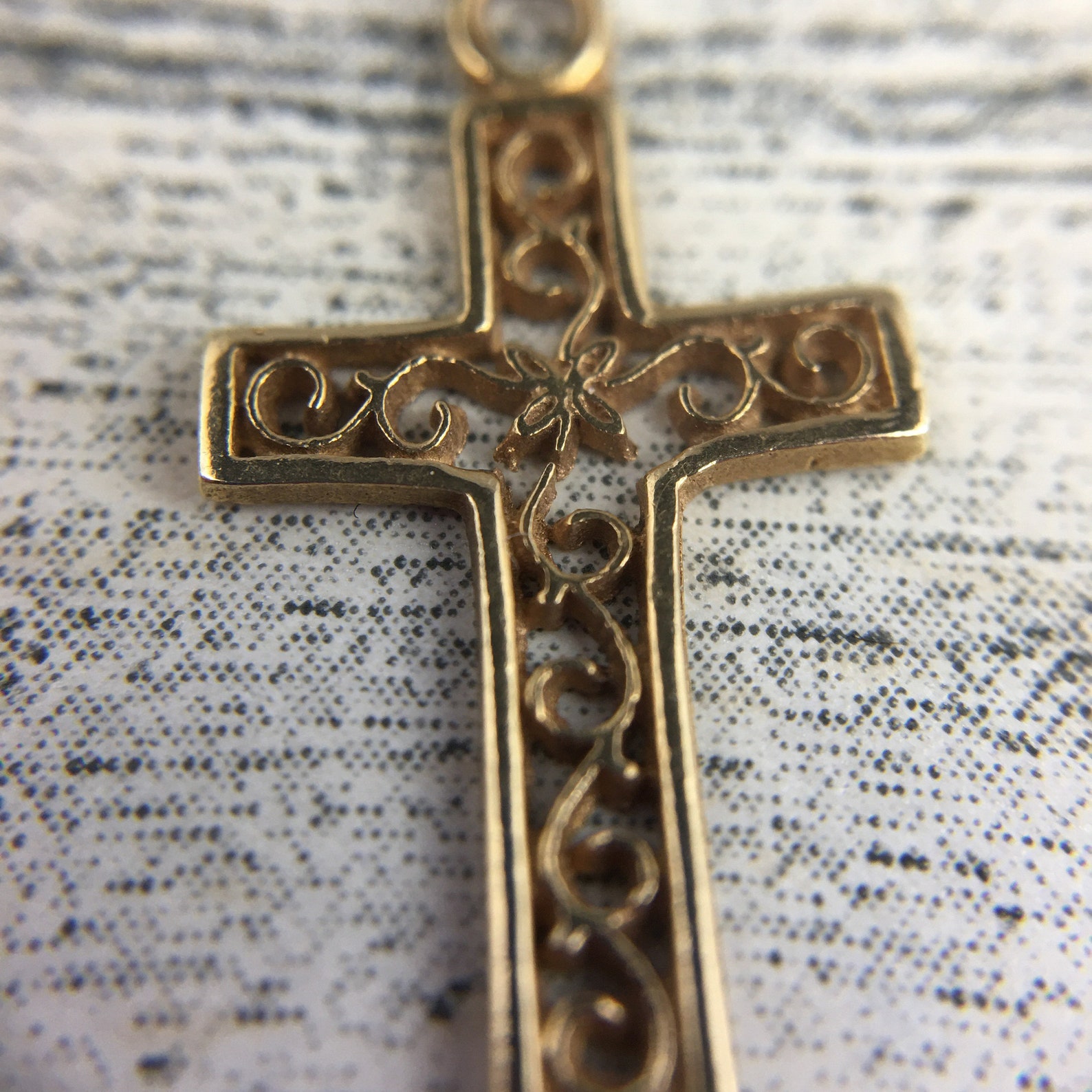 14K Gold Scrollwork Cut-out Cross Charm - Etsy
