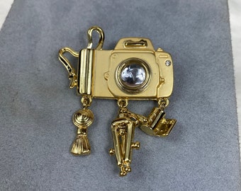 Camera Brooch - Etsy