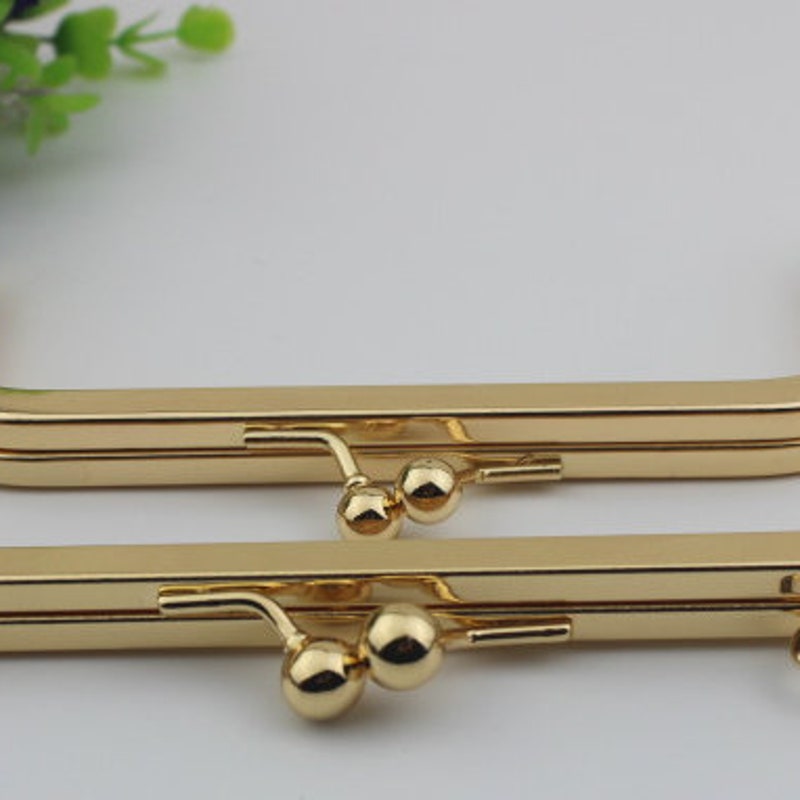 Kiss Lock Frame - Etsy