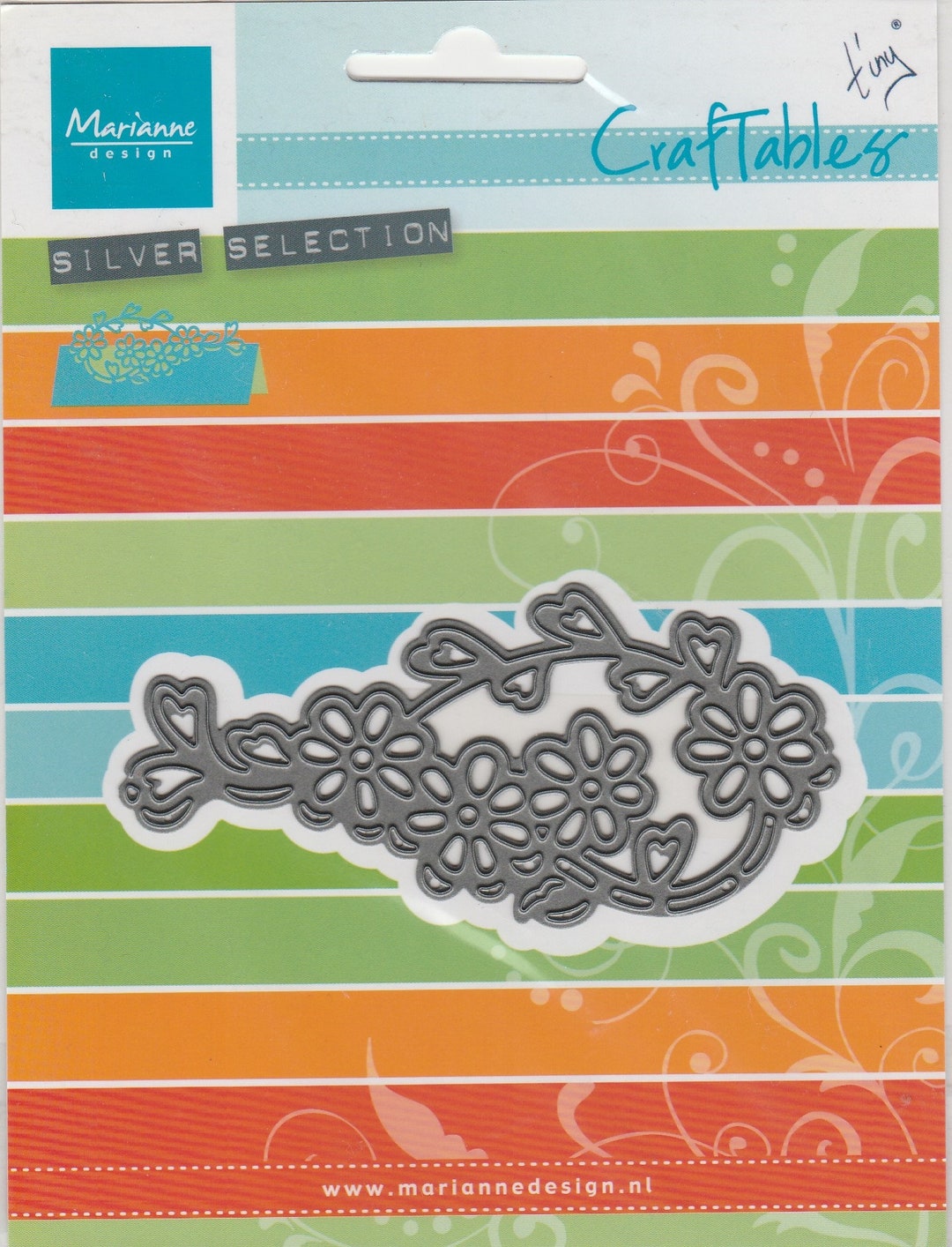 Marianne Craftables Small Edger Cutting Die Floral Flowers Daisy CR1270 ...