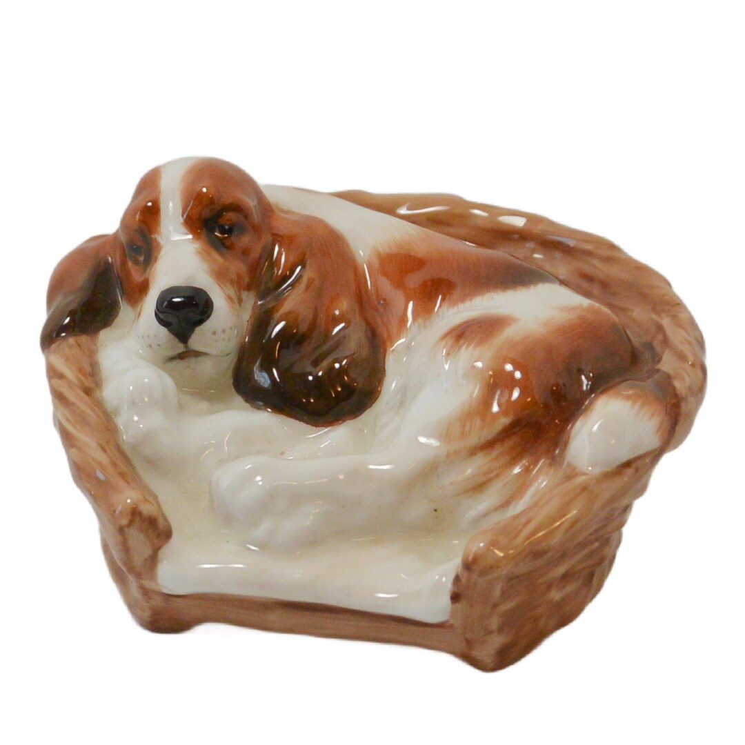 Royal Doulton Cocker Spaniel in Basket Bed, Porcelain Cocker Spaniel ...