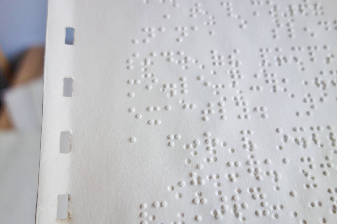 10 Braille Pages - Large Vintage Double-sided Papers - Etsy