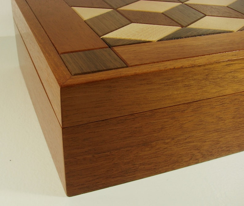 Quilt-top Keepsake Box - African Mahogany With Rock Maple and Black ...
