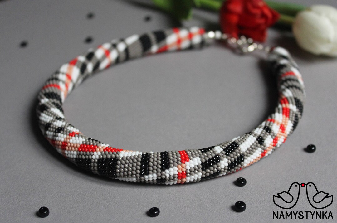 Grаy Tartan Necklace Crochet Beaded Necklace Tartan Pattern Modern ...
