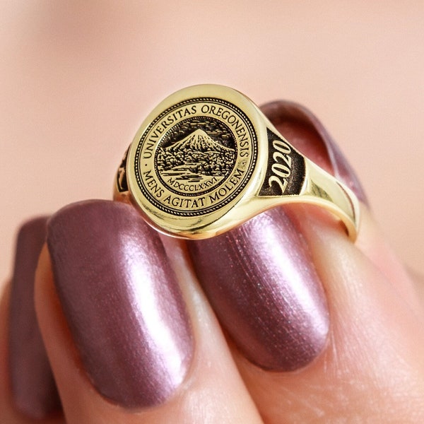 College Class Ring - Etsy