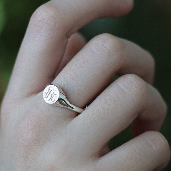 Monogram Signet Ring - Etsy