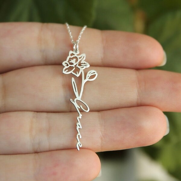 Sterling Silver Birth Flower Name Necklace - Etsy