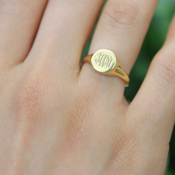 Monogram Signet Ring - Etsy