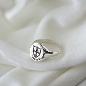 Personalized Coat of Arms Signet Ring, Family Crest Rings, Family Crest ...