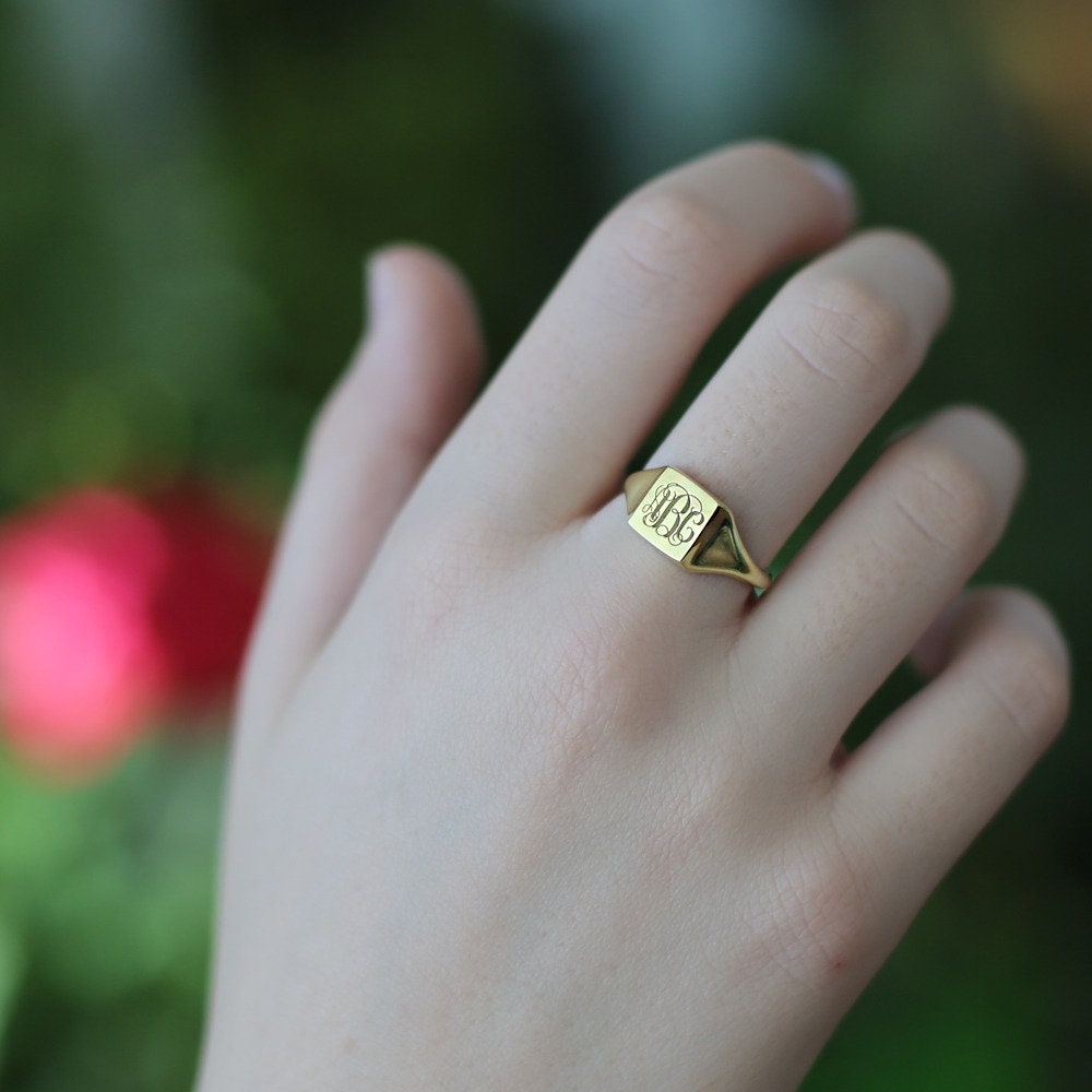 14k Gold Square Signet Ring-monogram Ring-gold Signet - Etsy
