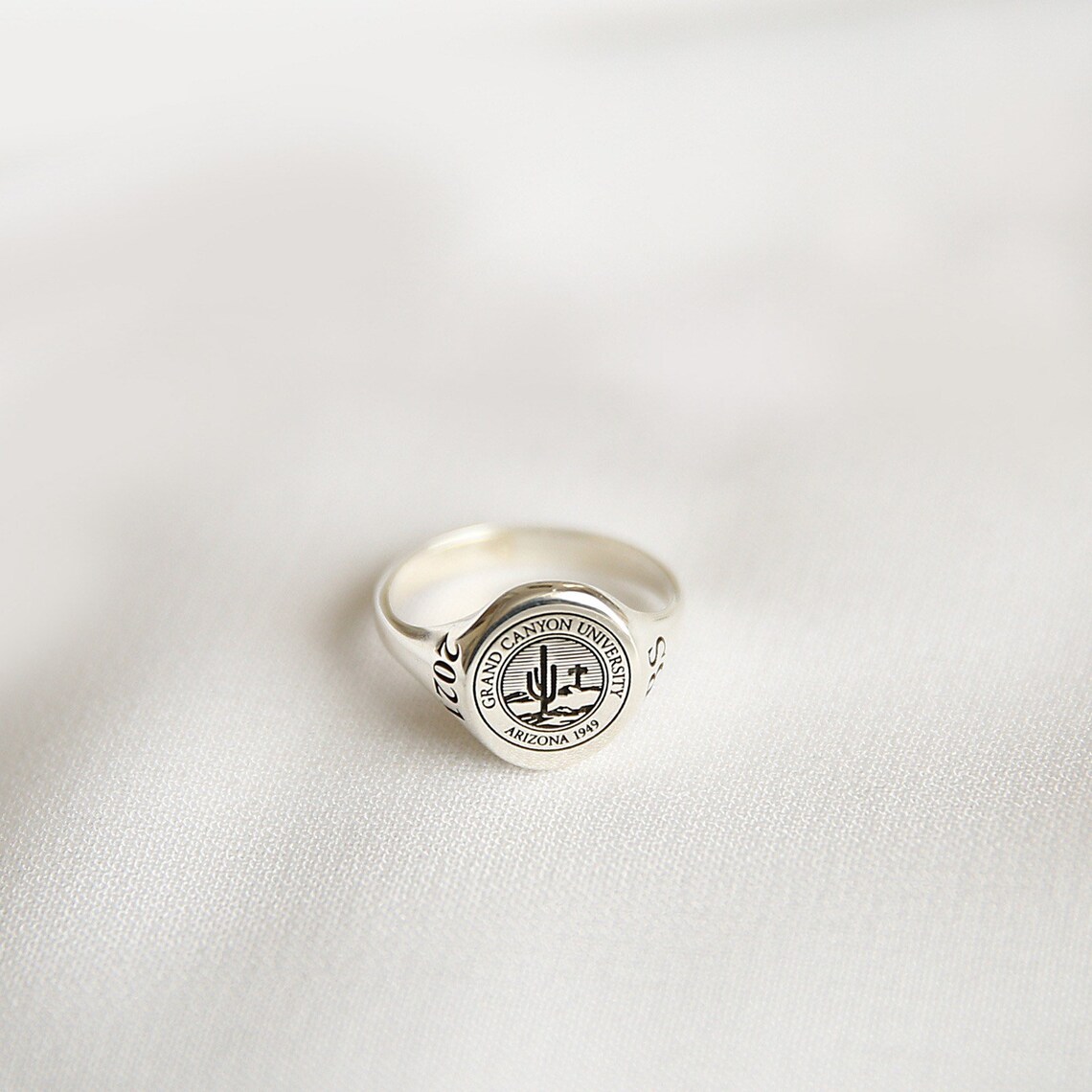 Custom Graduation Ringclass Ringuniversity Ringschool - Etsy