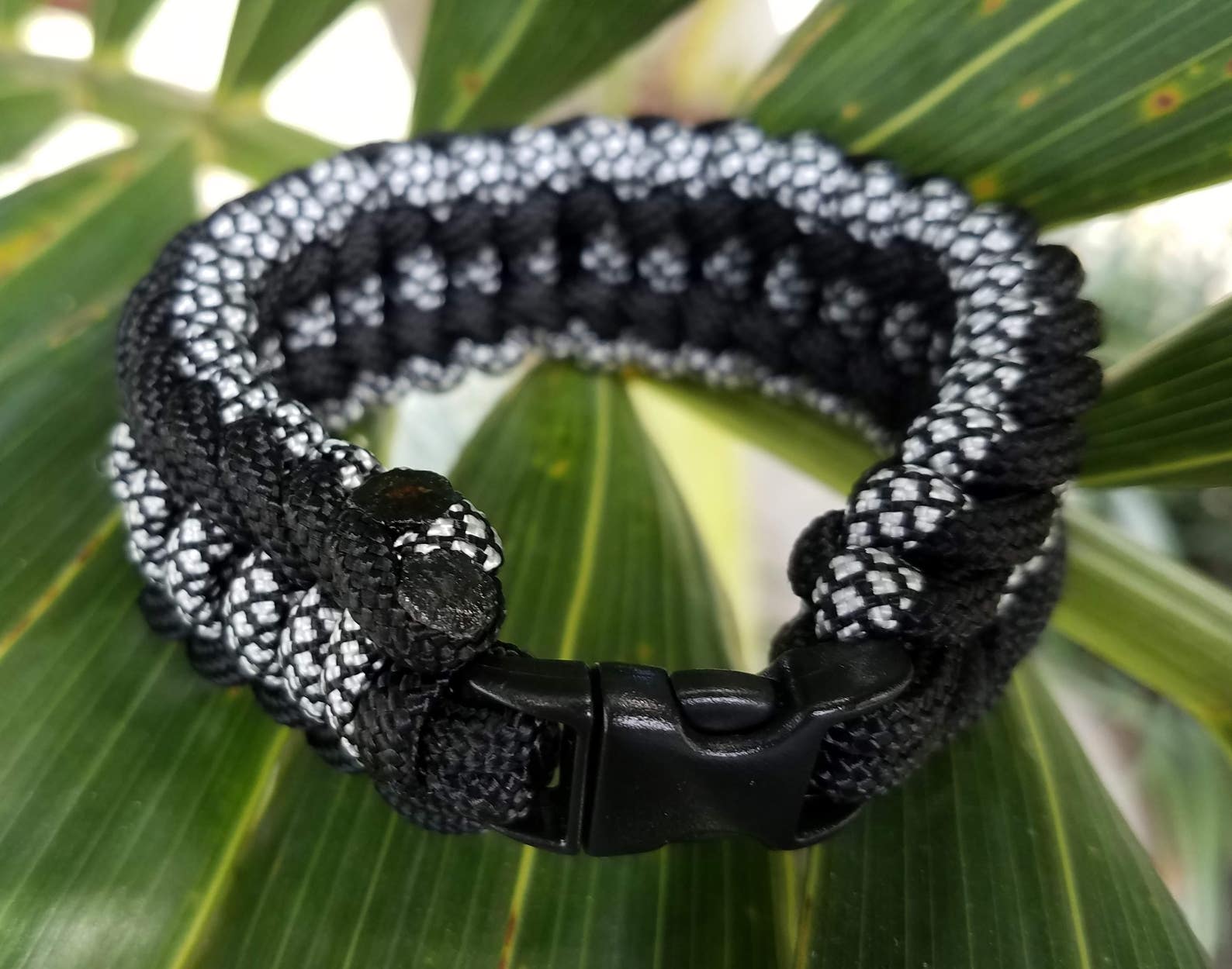 Paracord Bracelet Custom Paracord Bracelet Custom Bracelet - Etsy
