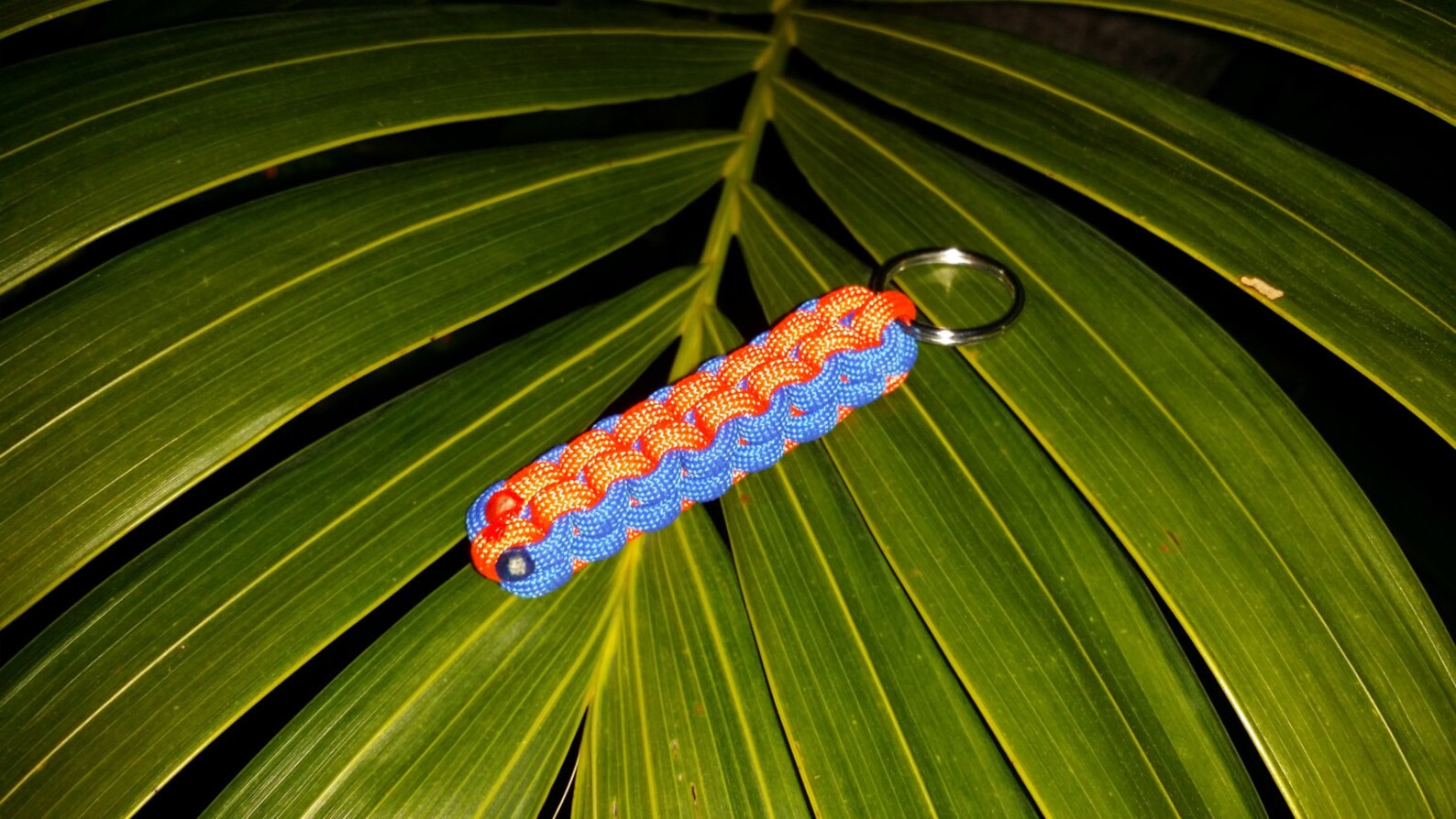 Cute Paracord Keychain Keychains Paracord Key Fob Paracord Key Fobs ...