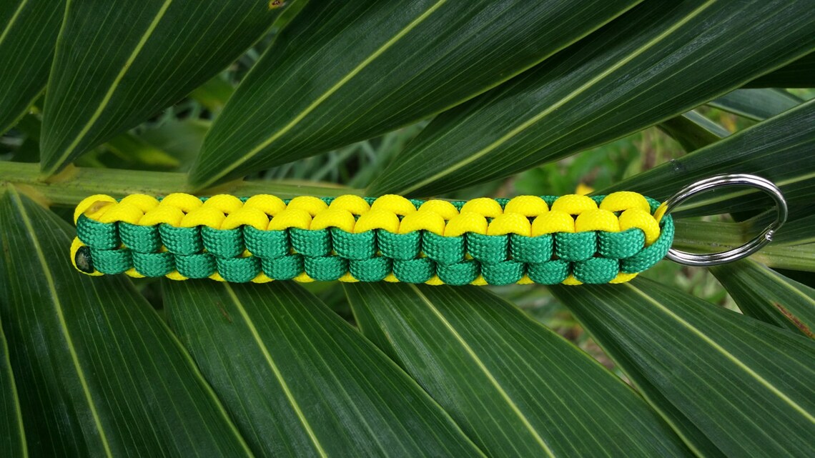 Cute Paracord Keychain Keychains Paracord Key Fob Paracord Key Fobs ...