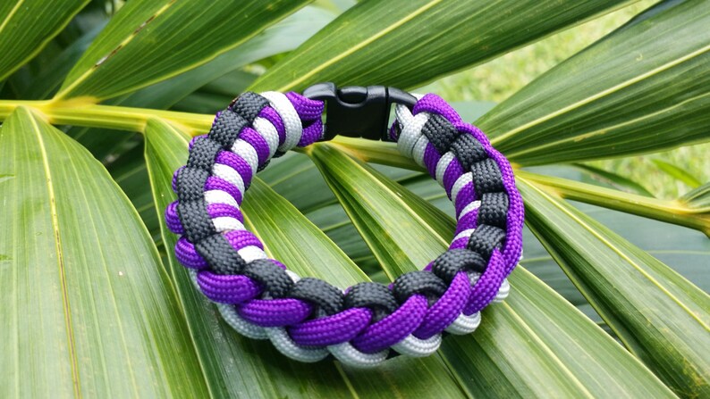 Paracord Bracelet Custom Paracord Bracelet Paracord Bracelet - Etsy