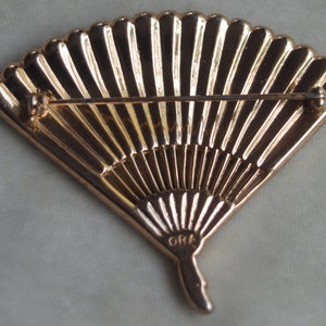 Vintage Ora Fan Brooch - Etsy