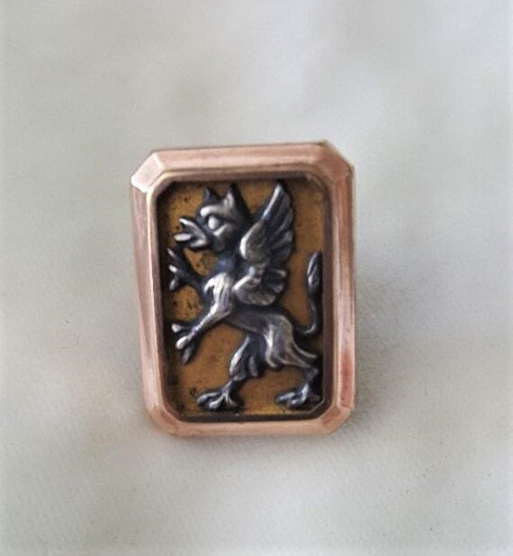 Very Cool Victorian Griffin Bachelor Button - Gem