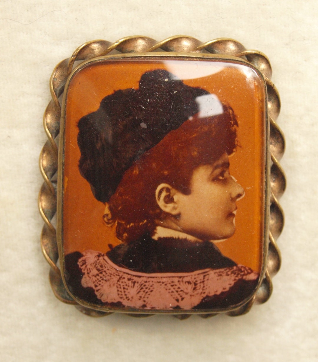 Unusual Victorian Lady Picture Brooch - Etsy
