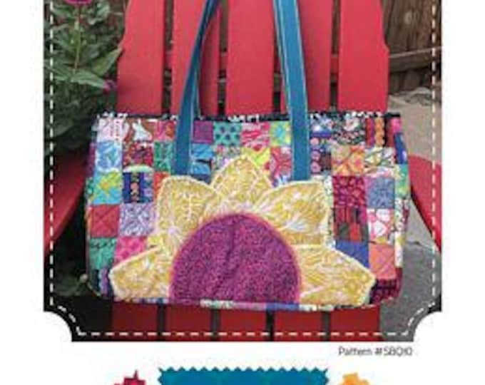 City Bag Uptown Pattern by Aunties Two Patterns : (14" Tall X 17" Wide ...