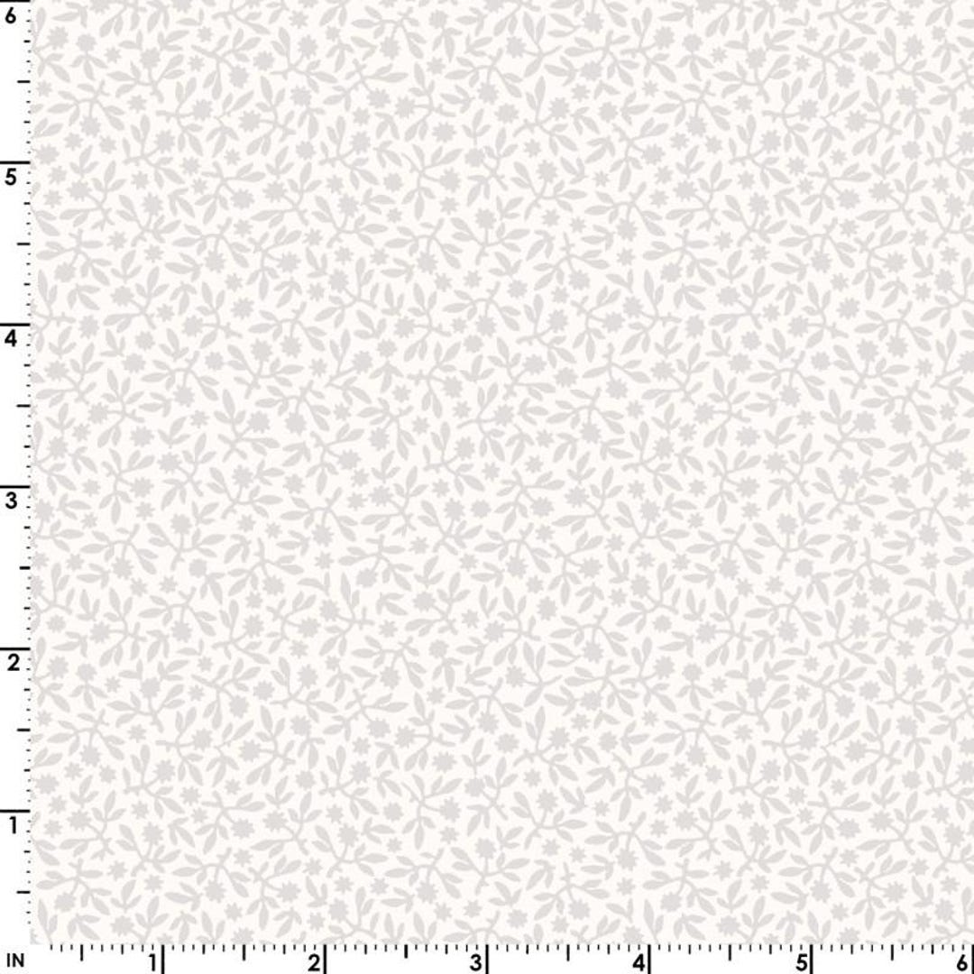 Solitaire Collection Floret Soft White Yardage by Maywood Studios ...
