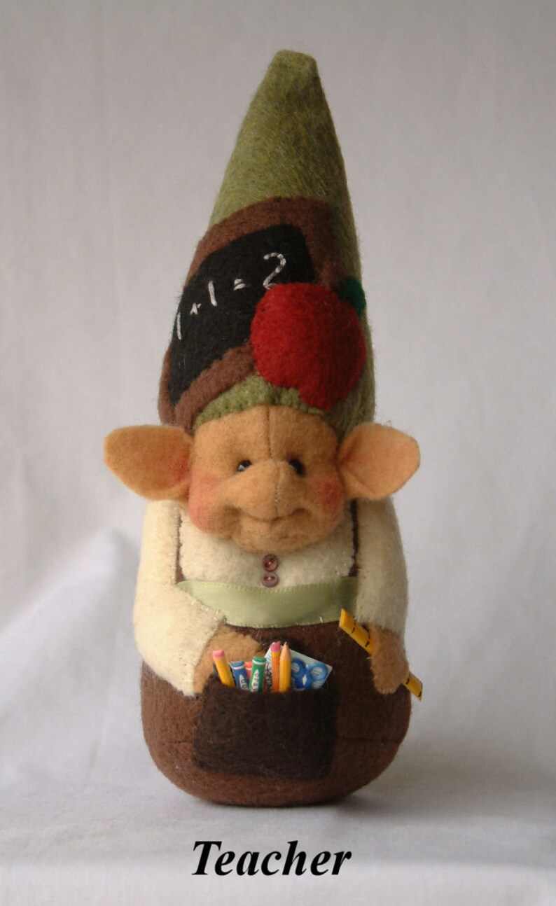 SH947E - A Gnome for All Seasons, 14 Different 7” Felt Gnome Cloth Doll ...