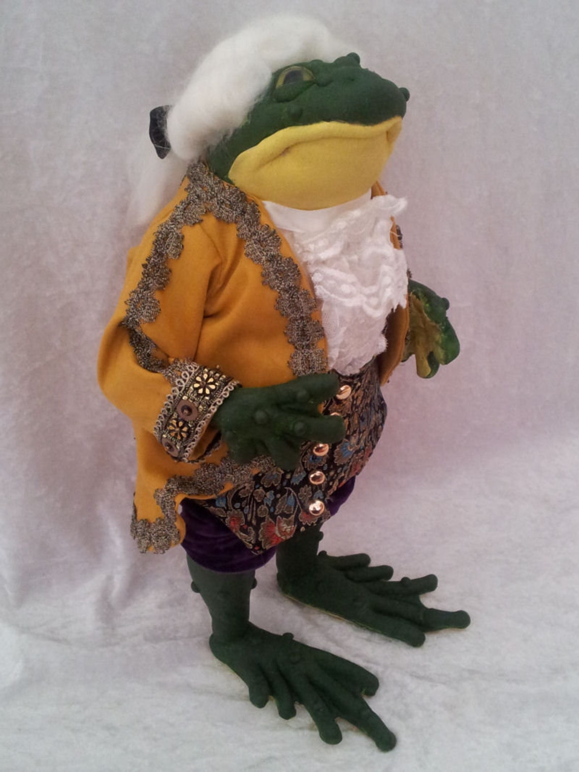SR836E - Frog Footman - Animal (frog) Storybook Cloth Doll Making ...