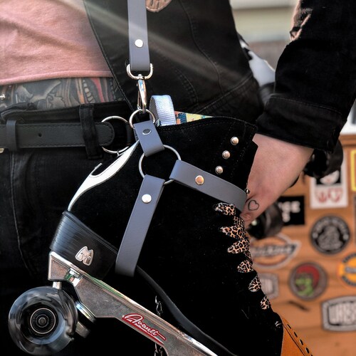 Ghost Skate Leash Harness - Etsy