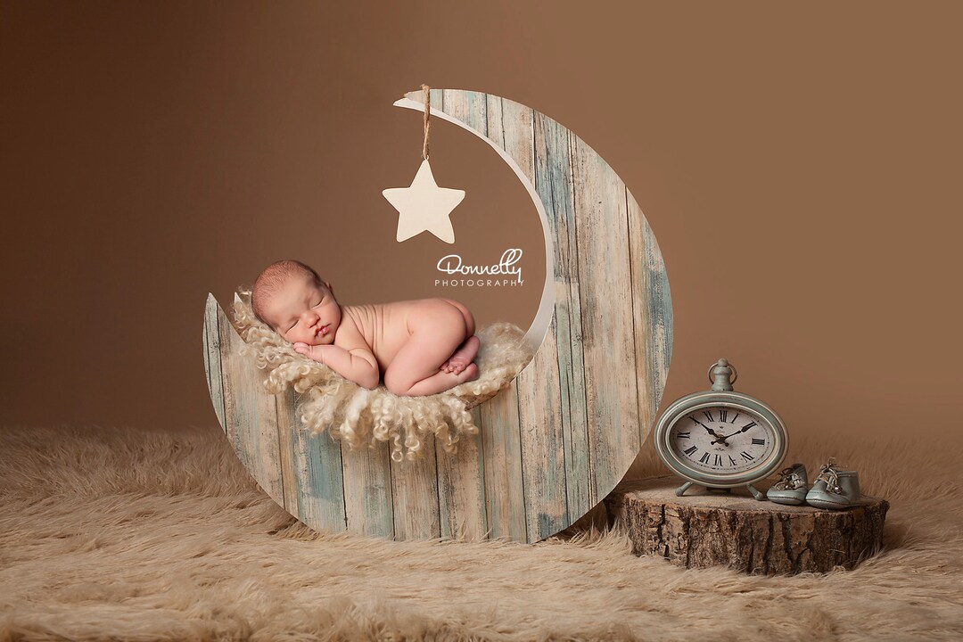 Digital Backdrops/props (newborn Moon Prop With Reclaimed Pallet Wood ...
