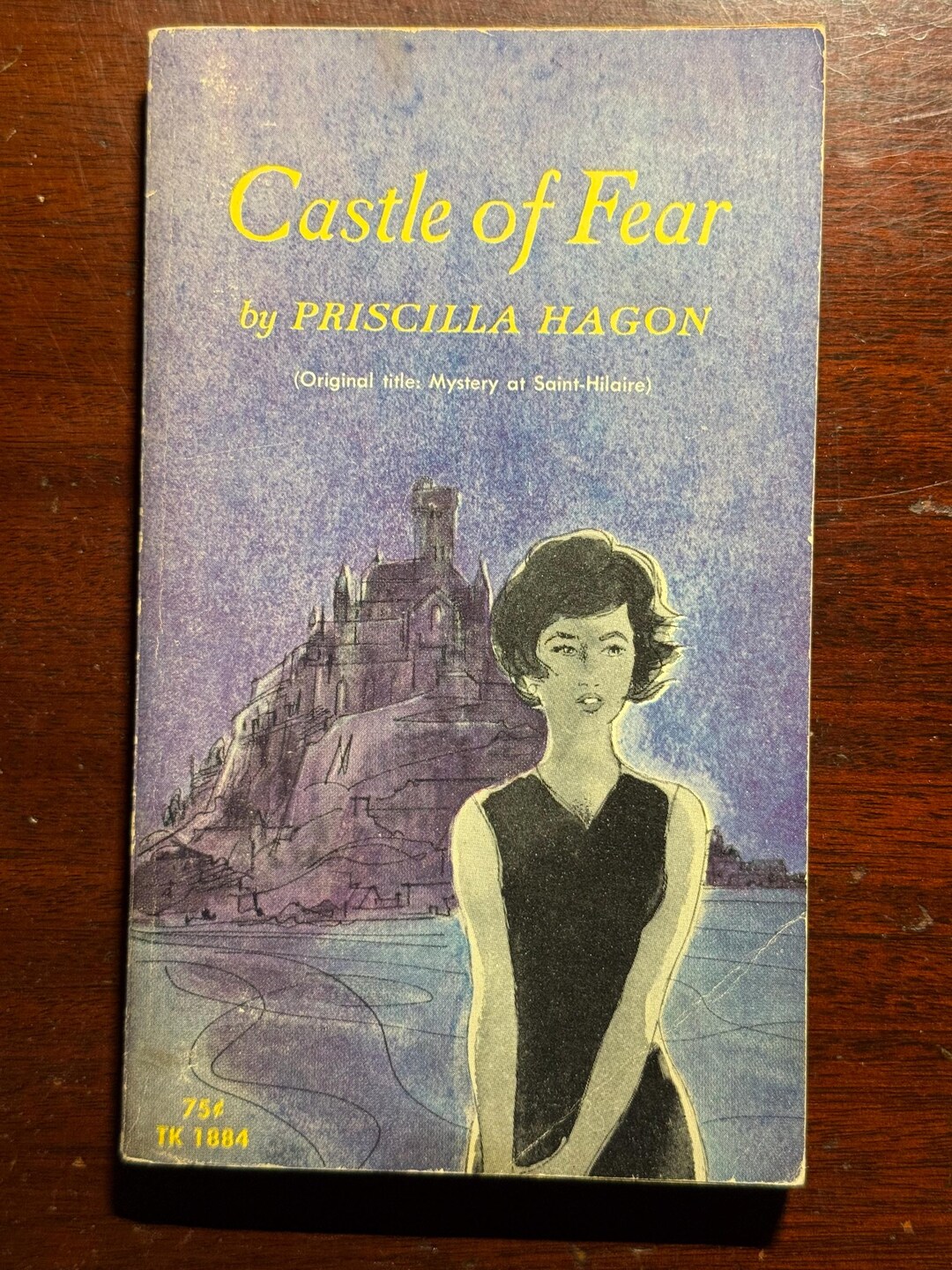 Castle of Fear Priscilla Hagon Scholastic 1974 1970s Vintage Gothic ...