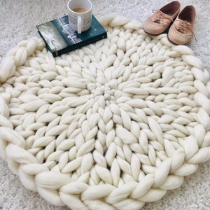 CHUNKY CIRCLE RUG, Video Tutorial, Hand Knitting - Etsy