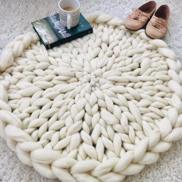 Knitted Rug - Etsy
