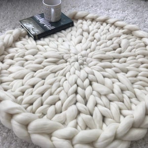 CHUNKY CIRCLE RUG, Video Tutorial, Hand Knitting - Etsy